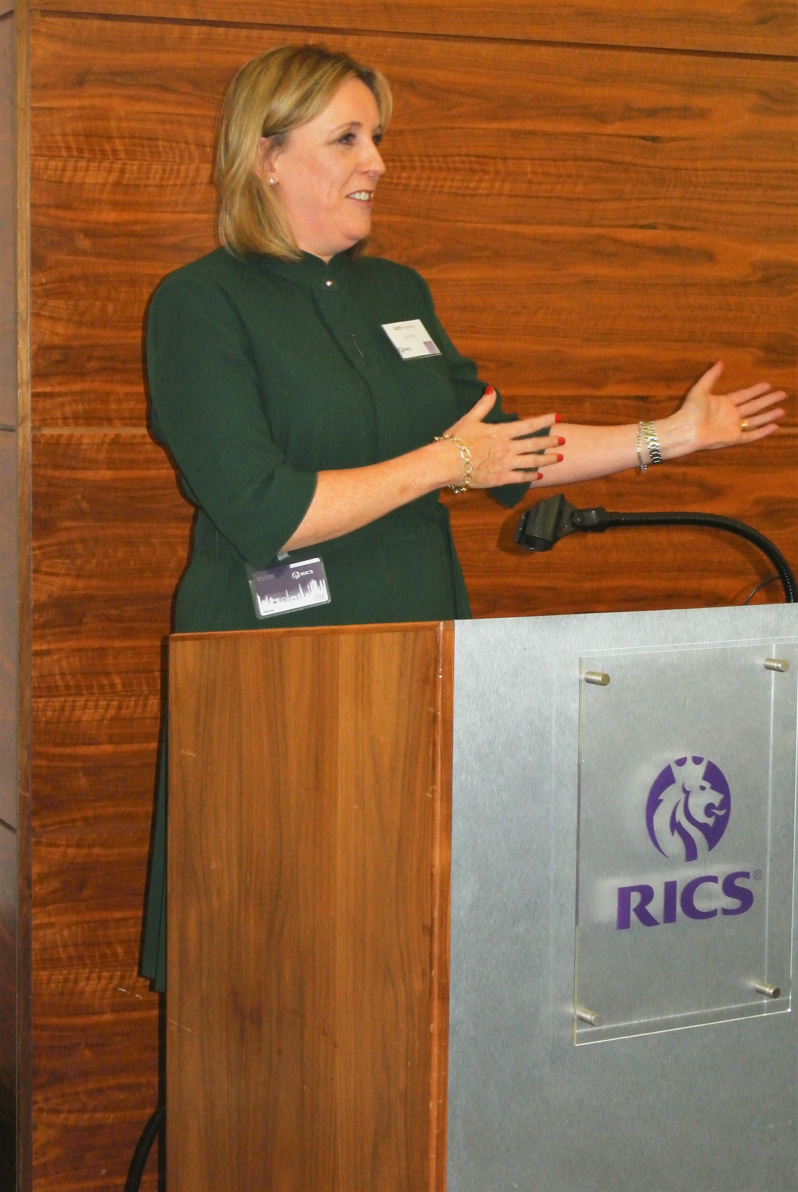 DSC_4927 – Real Estate Women